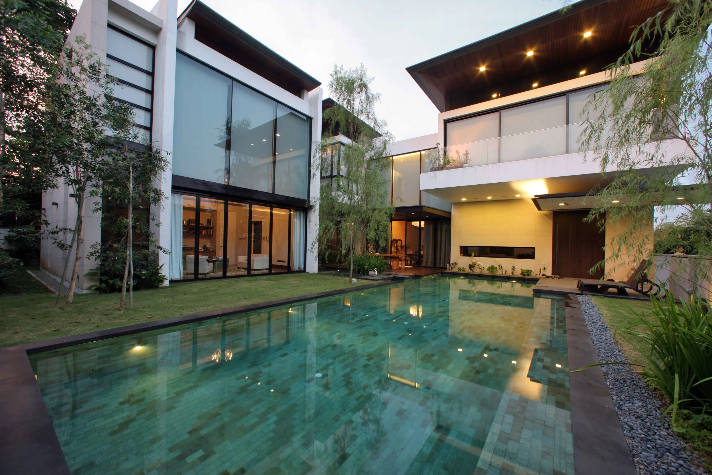 DS Architects Pte Ltd - The Lingering House