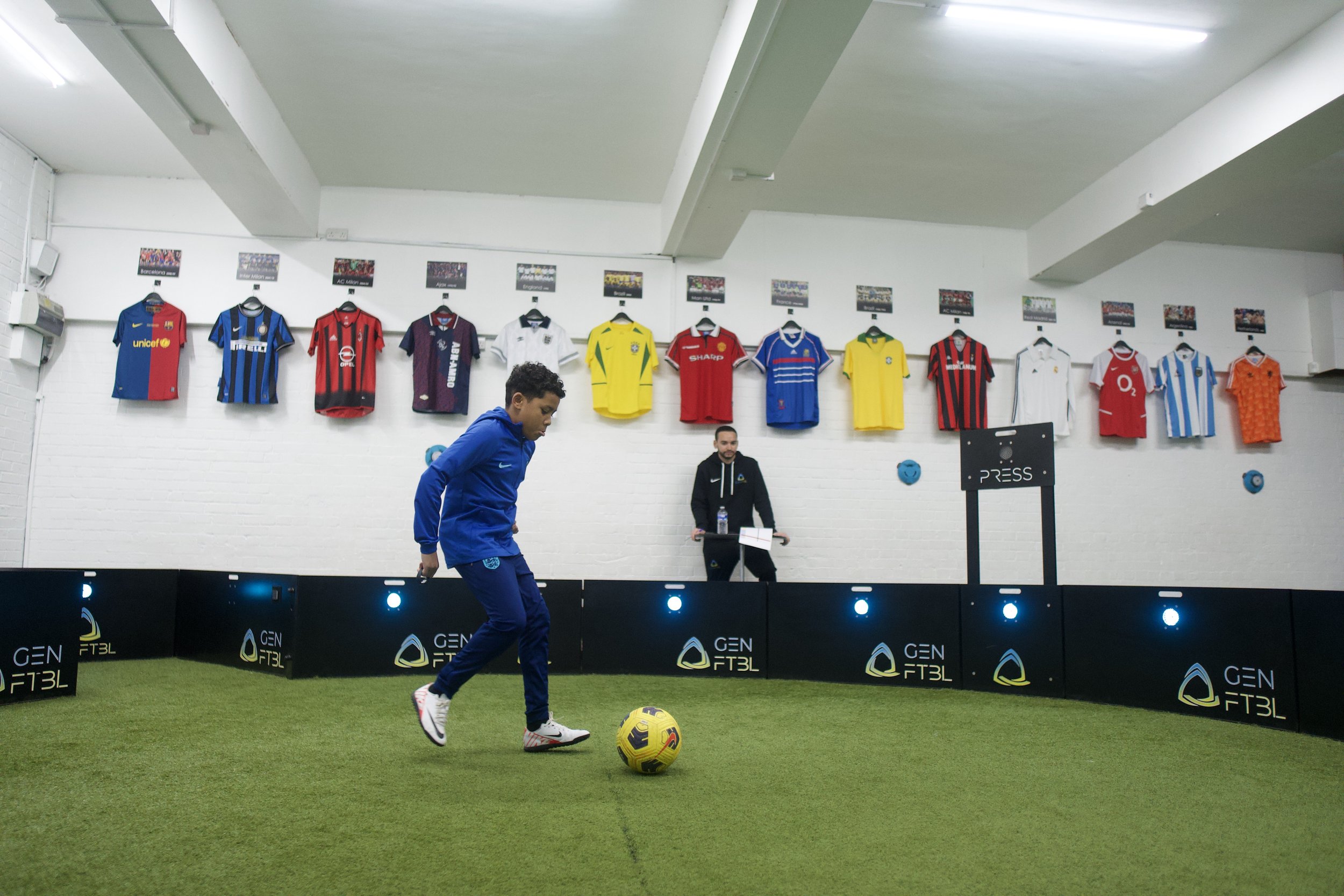 Elite Football Training For Kids | Advanced Football Skills Coaching ...