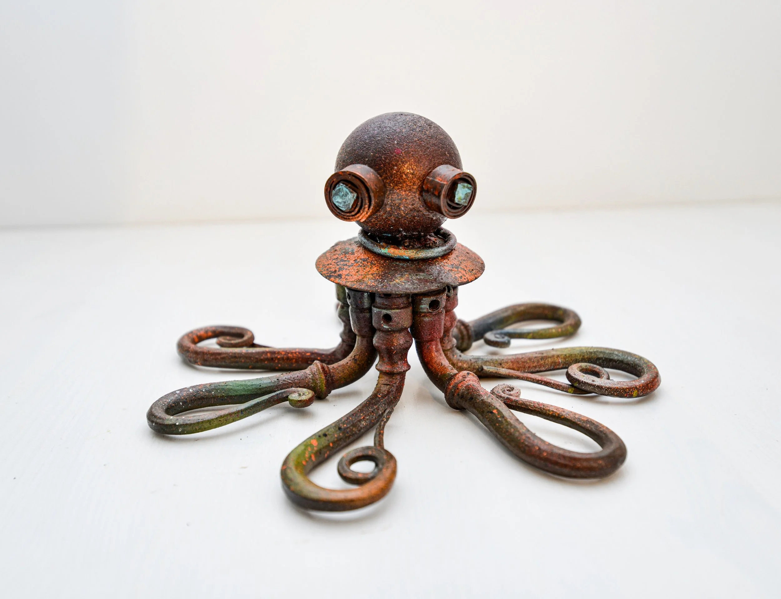 Sculpteur recycling, Jean-Yves Saliou galerie d'art à Monaco. Octopus ...
