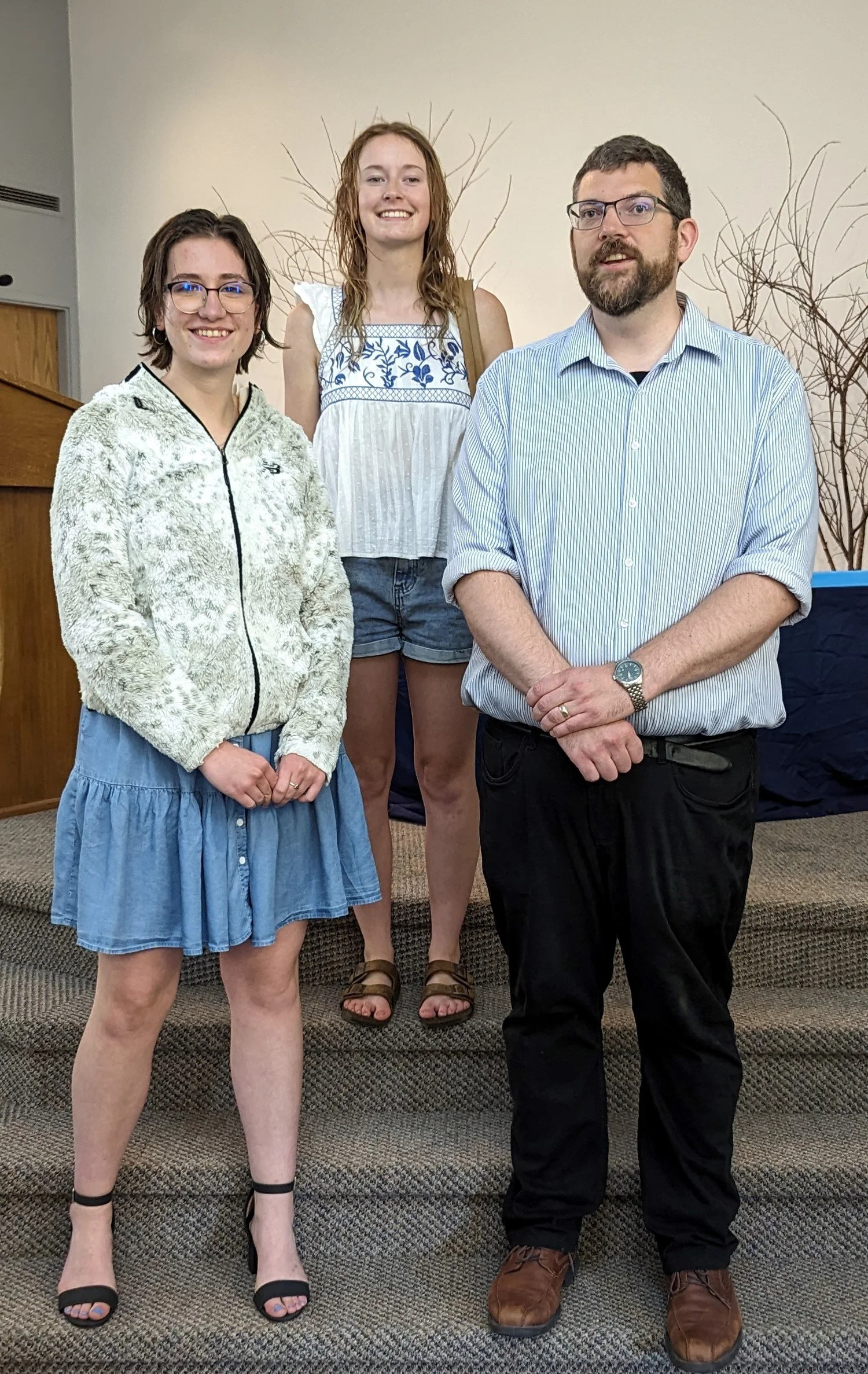 Baptismal Candidates Welcomed — The Messenger