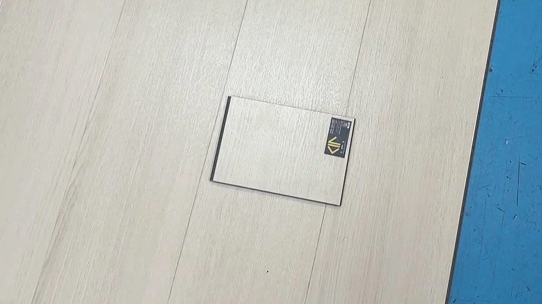 Samples Can 100% Differ From Actual Look — Deconstruct