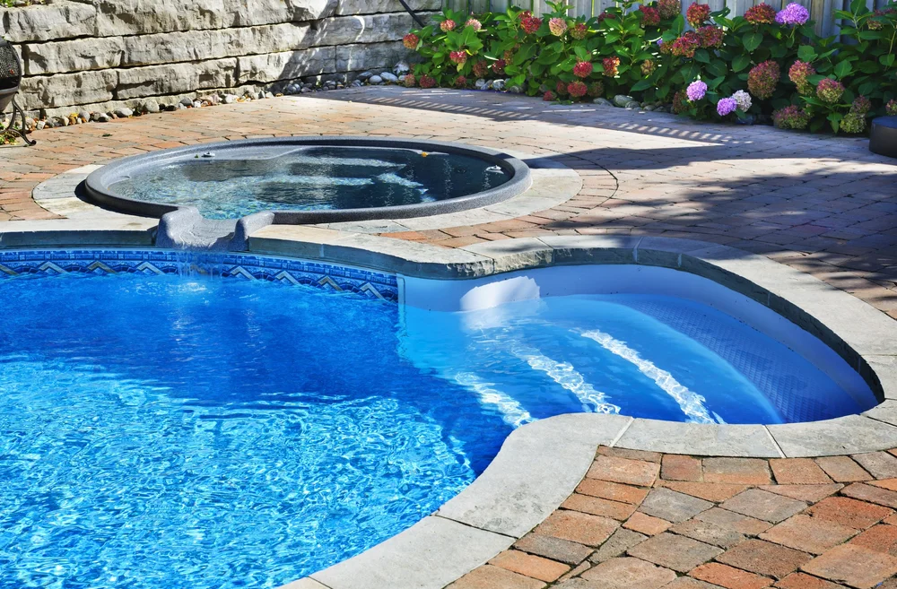 Salt System vs. Chlorine: Choosing the Right Pool Sanitation Method for ...