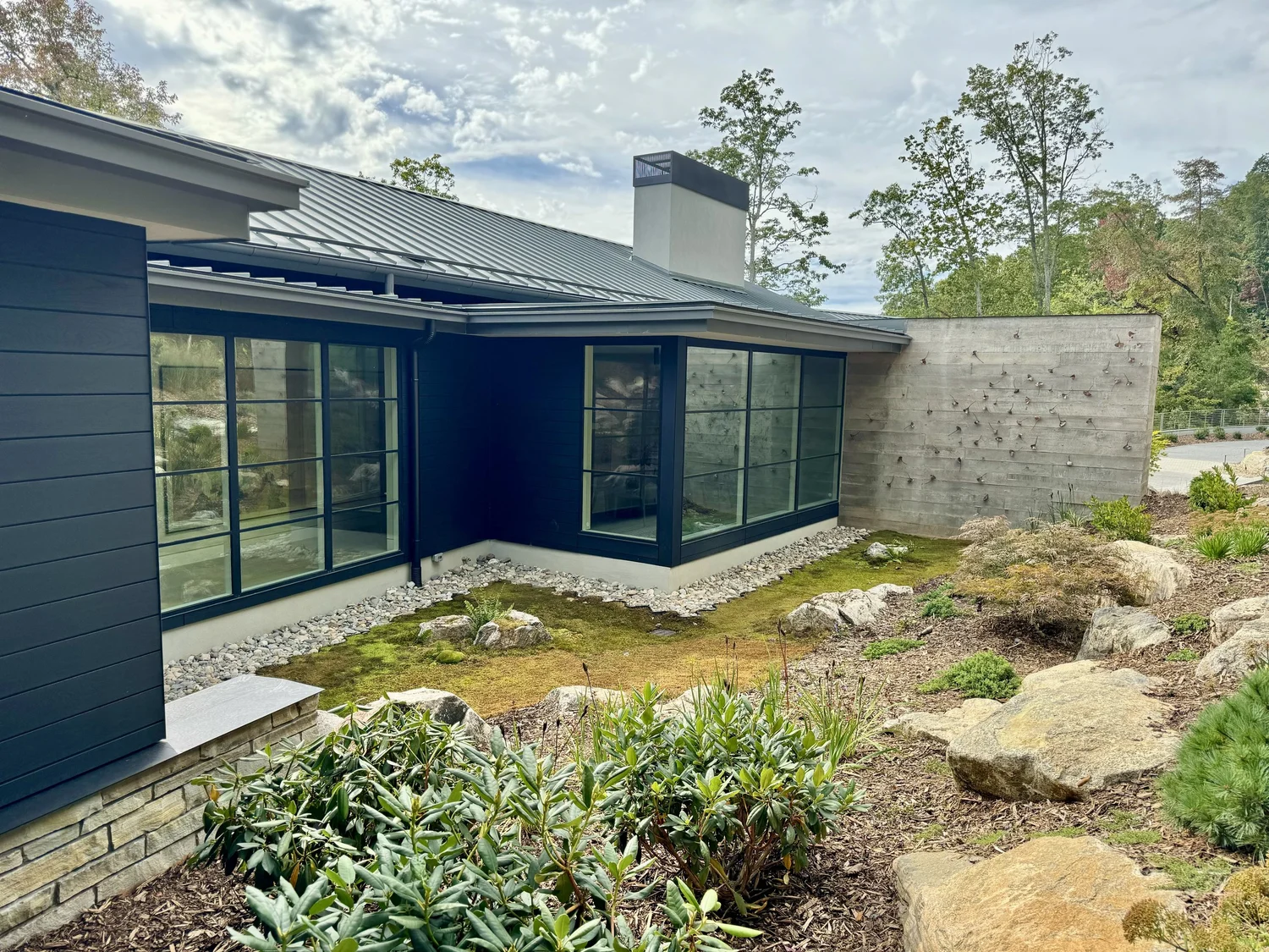 Raven Cliff Knoll | Contemporary Home Architect Designs — Harding ...