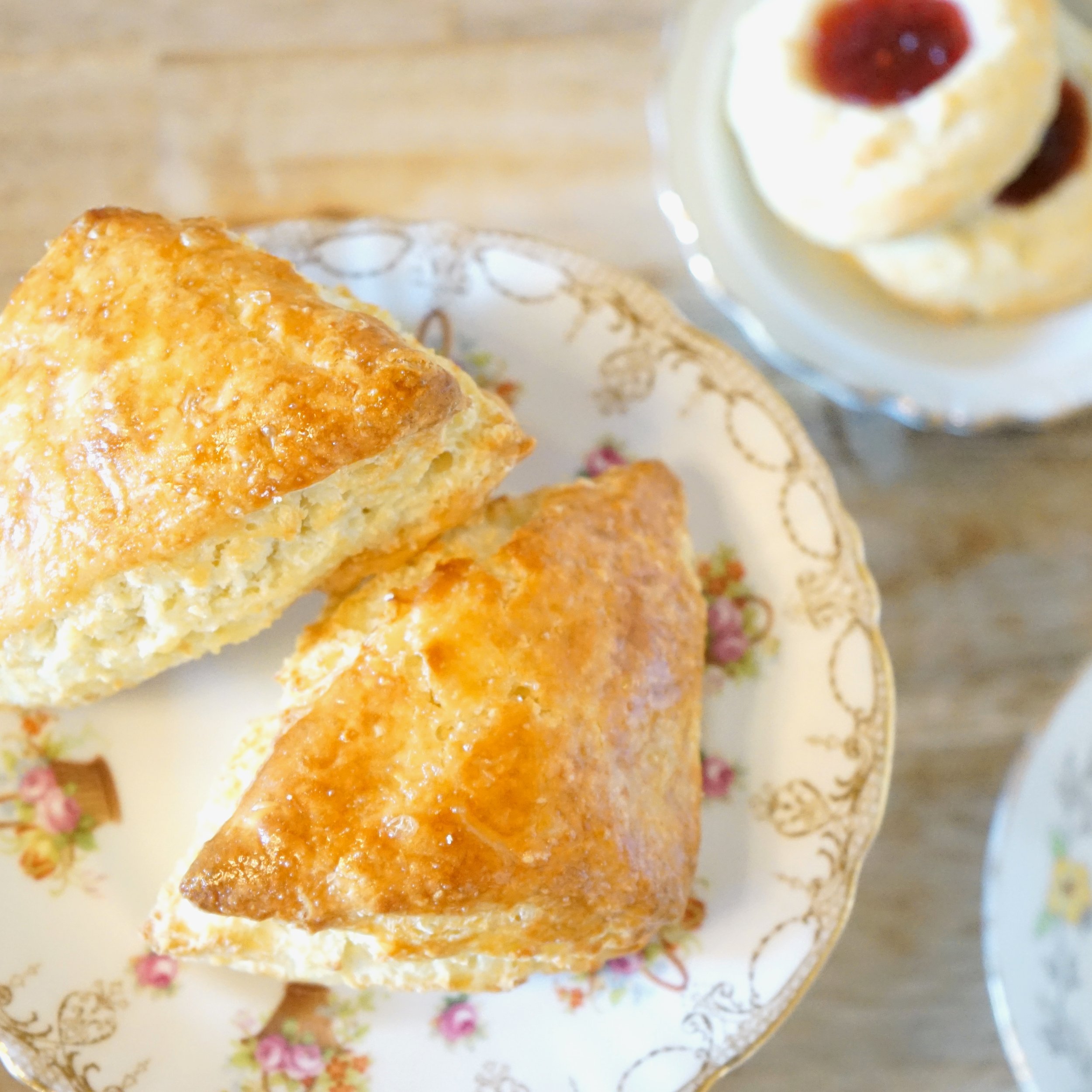 Taste of the Tri-Cities | Cakes n Sweets Bakery — Tri-Local
