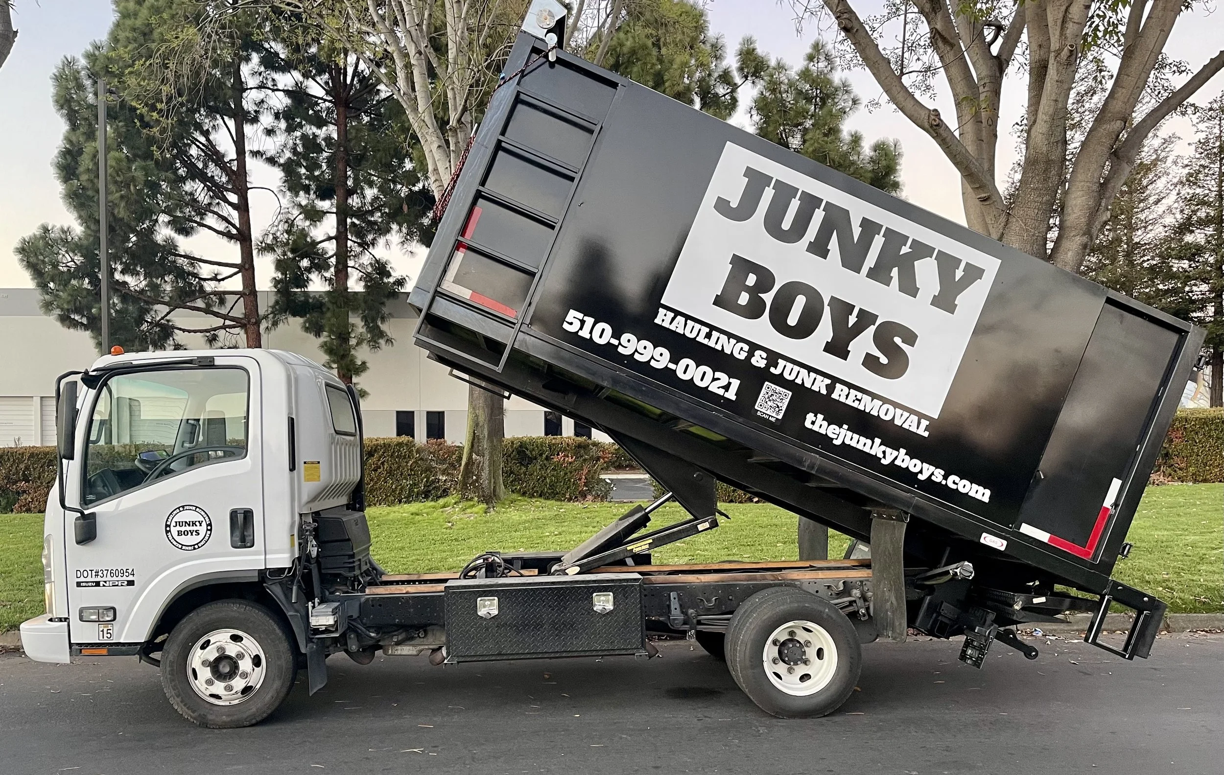 Bay Area Junk Removal: Best Local Trash Hauling & Waste Removers