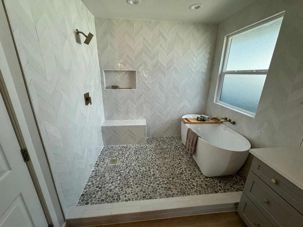 Maximize Your Bathroom Space: Innovative Shower Installation Ideas ...