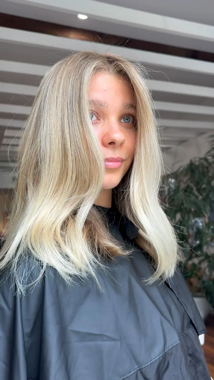 Book Now — Maverick Hair and Art Coolangatta