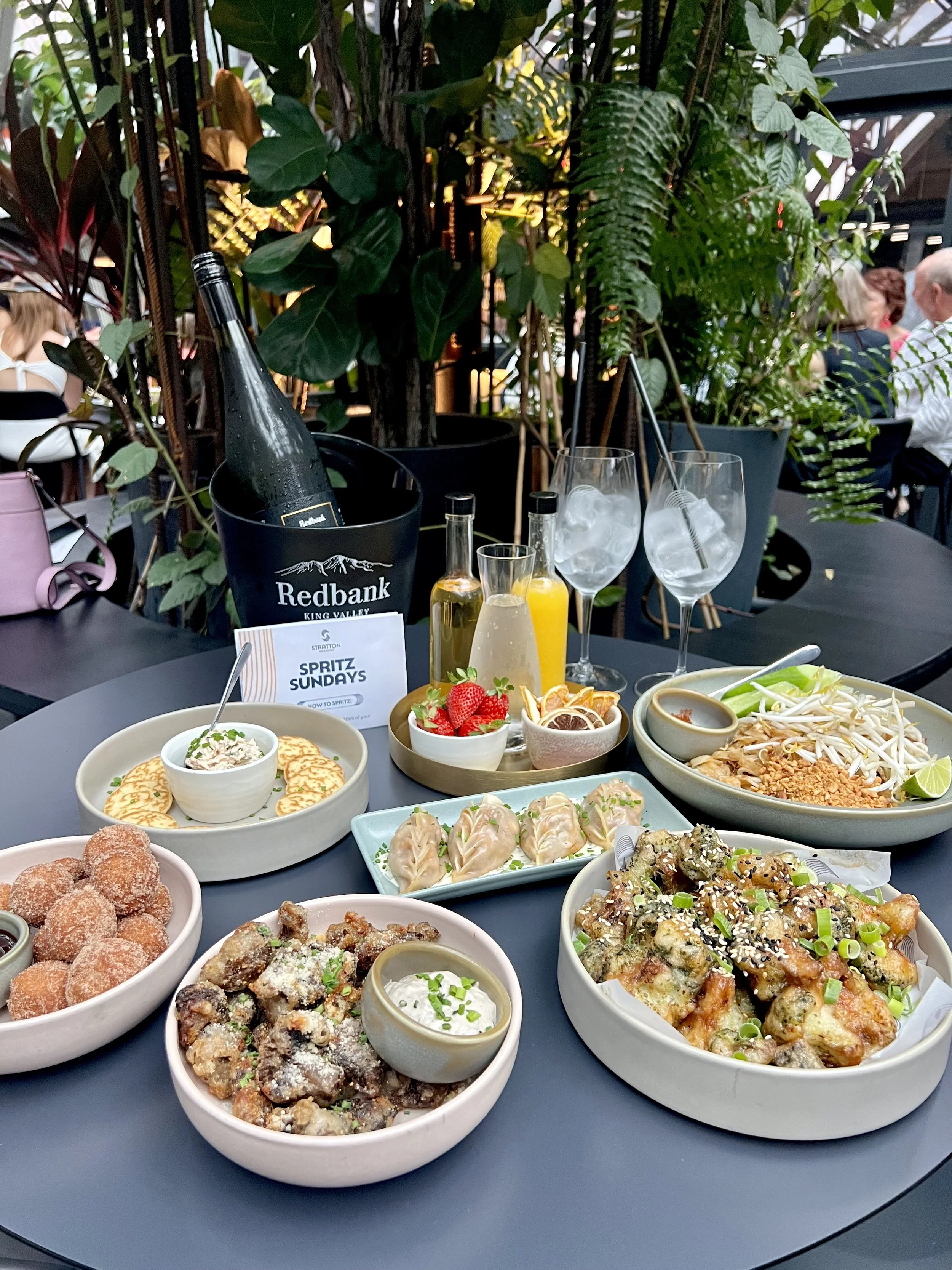 Stratton Bar & Kitchen