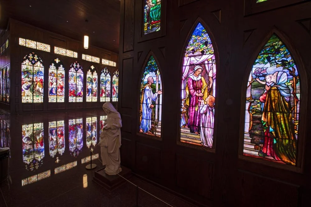 Gelman Stained Glass Museum | Largest Stained Glass Window Collection ...