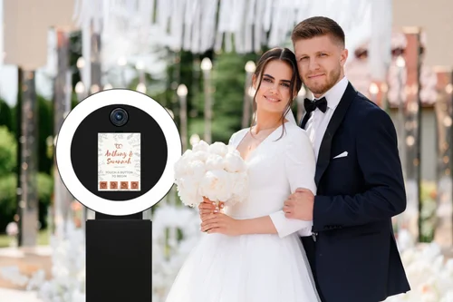 The Looking Glass Photo Booth