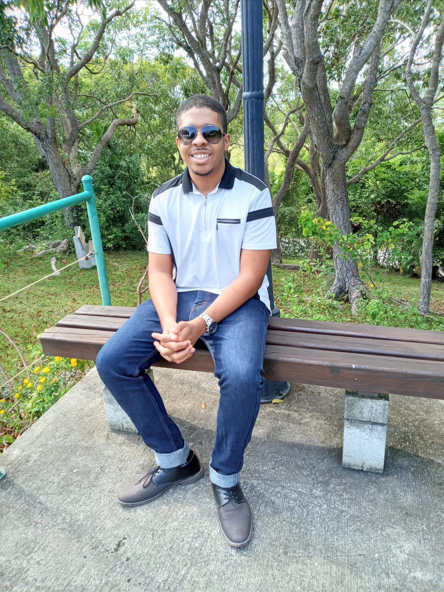 About — Kristen Greaves