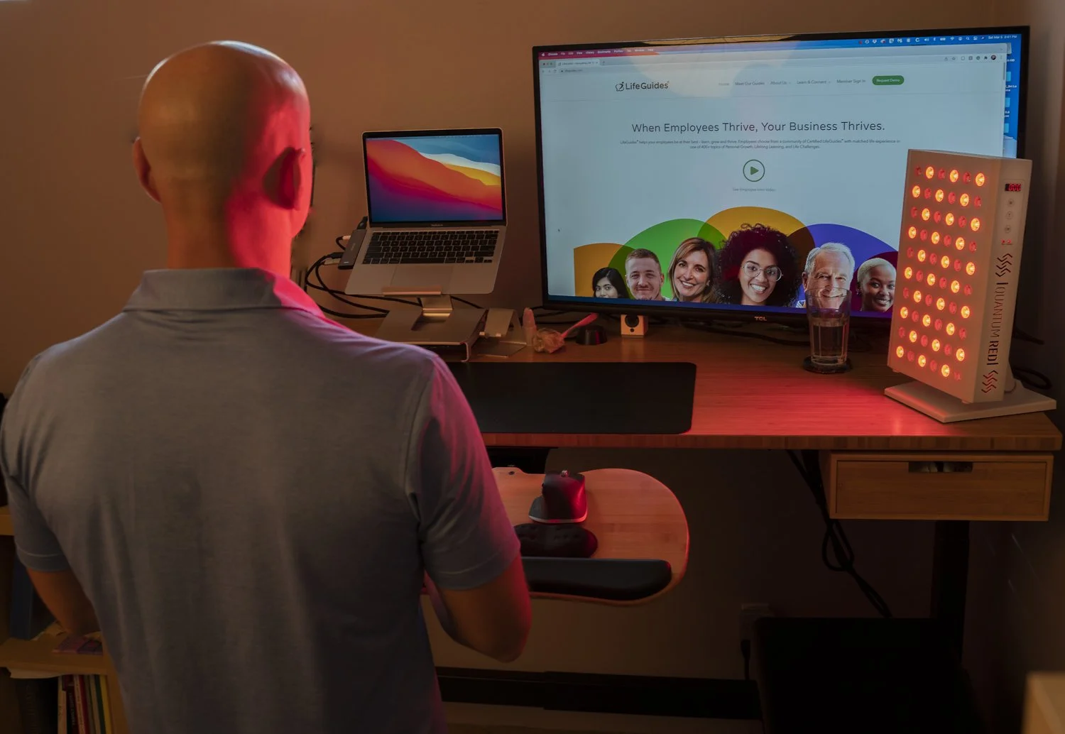 Contact — Quantum Red