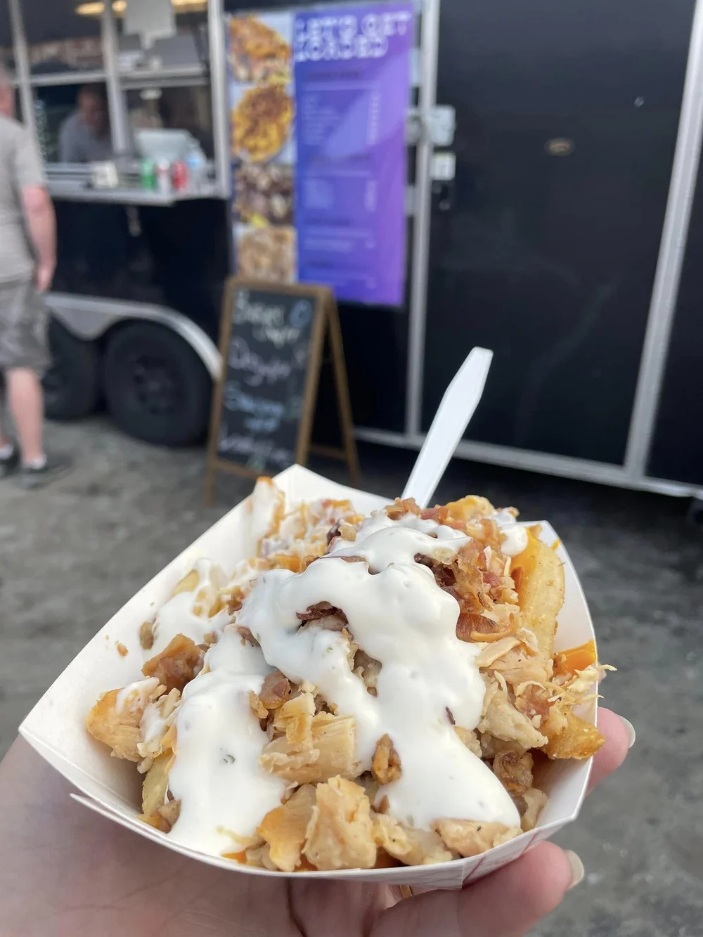 FOOD TRUCK FRY-YAY: Let's Get Loaded — vine/yard