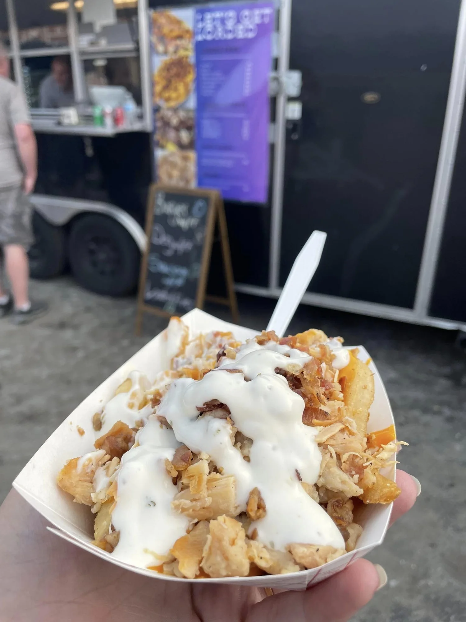 FOOD TRUCK FRY-YAY: Let's Get Loaded — vine/yard
