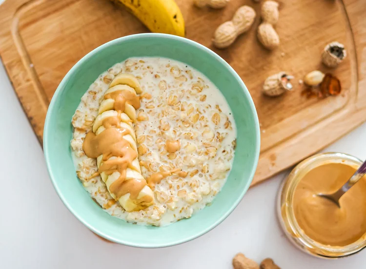 Microwave Banana Baked Oatmeal — Bento