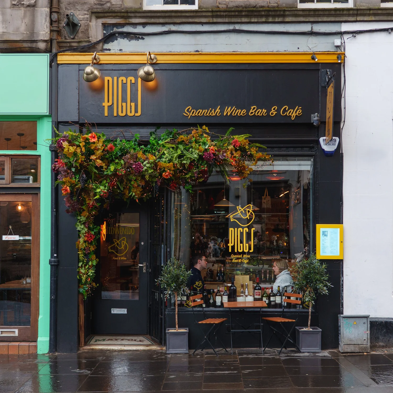 Piggs | Wine & Tapas Bar