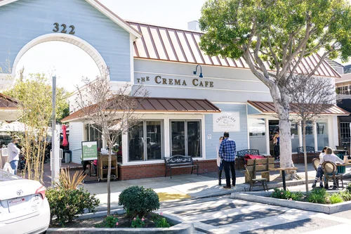 Crema Cafe — Jenn Chow Tran • Visual Designer