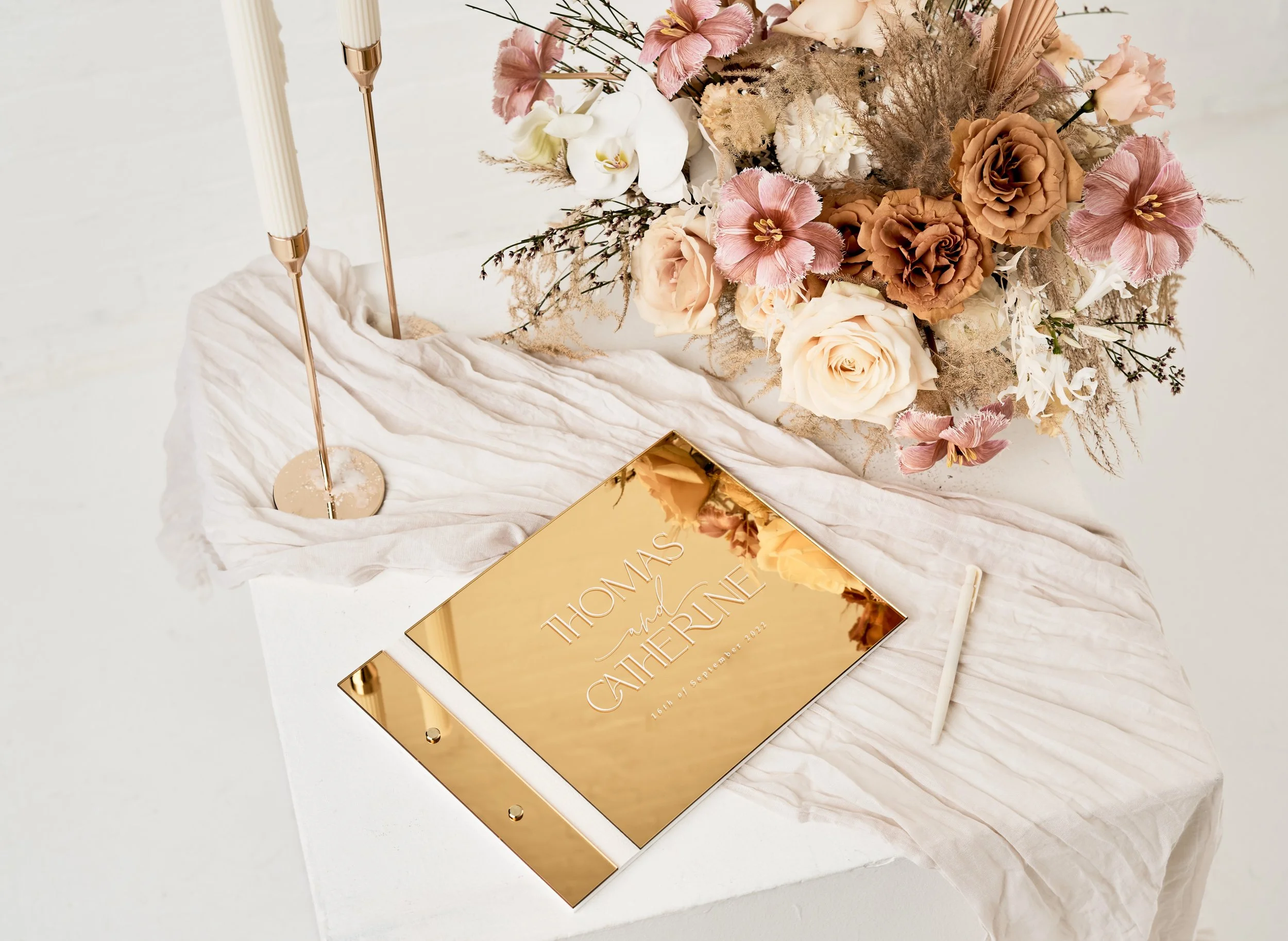 Rose Signage Co. | Luxury acrylic wedding signage