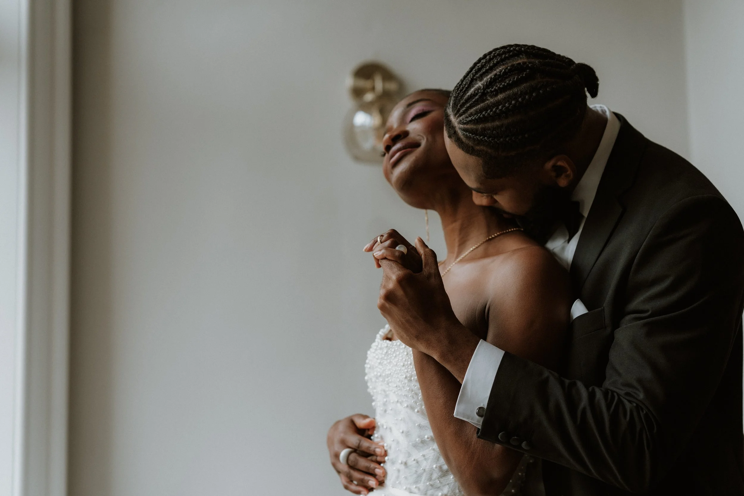 Weddings — Emma Sones | Buckinghamshire Based, Storytelling Photographer.