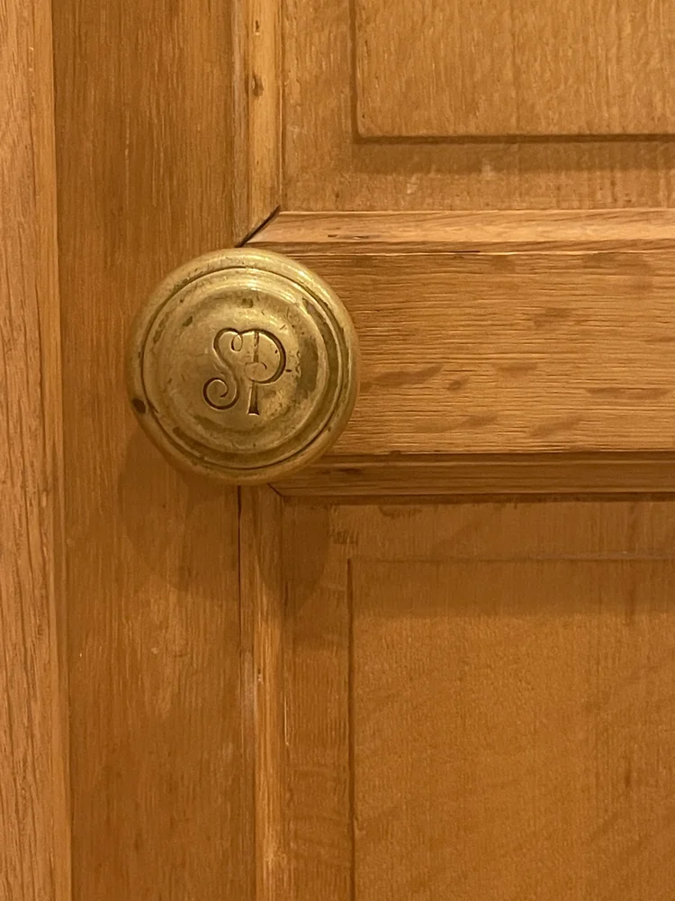 Collections — Scully and Scully, Inc.