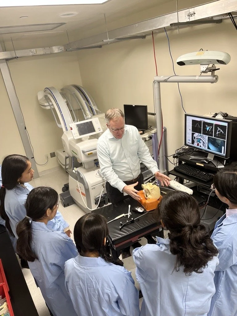 Lab Tours — UHN STEM Pathways