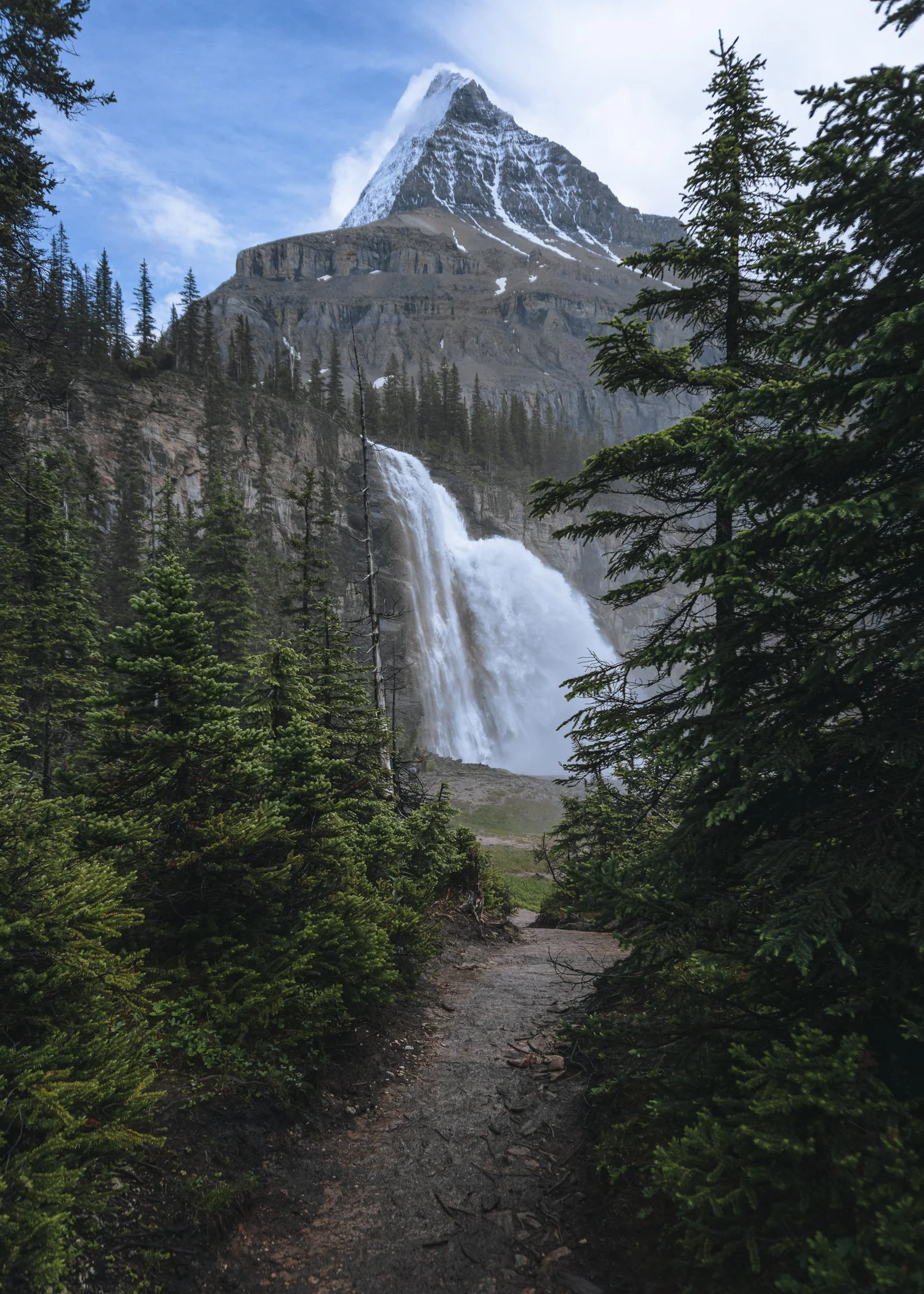 Hiking the Berg Lake Trail — Kat Knox