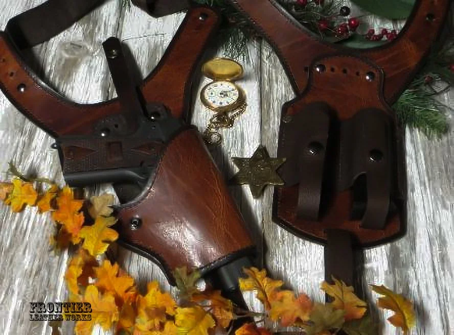 % Store 2 Frontier Leather Works designs and hand makes right and left ...