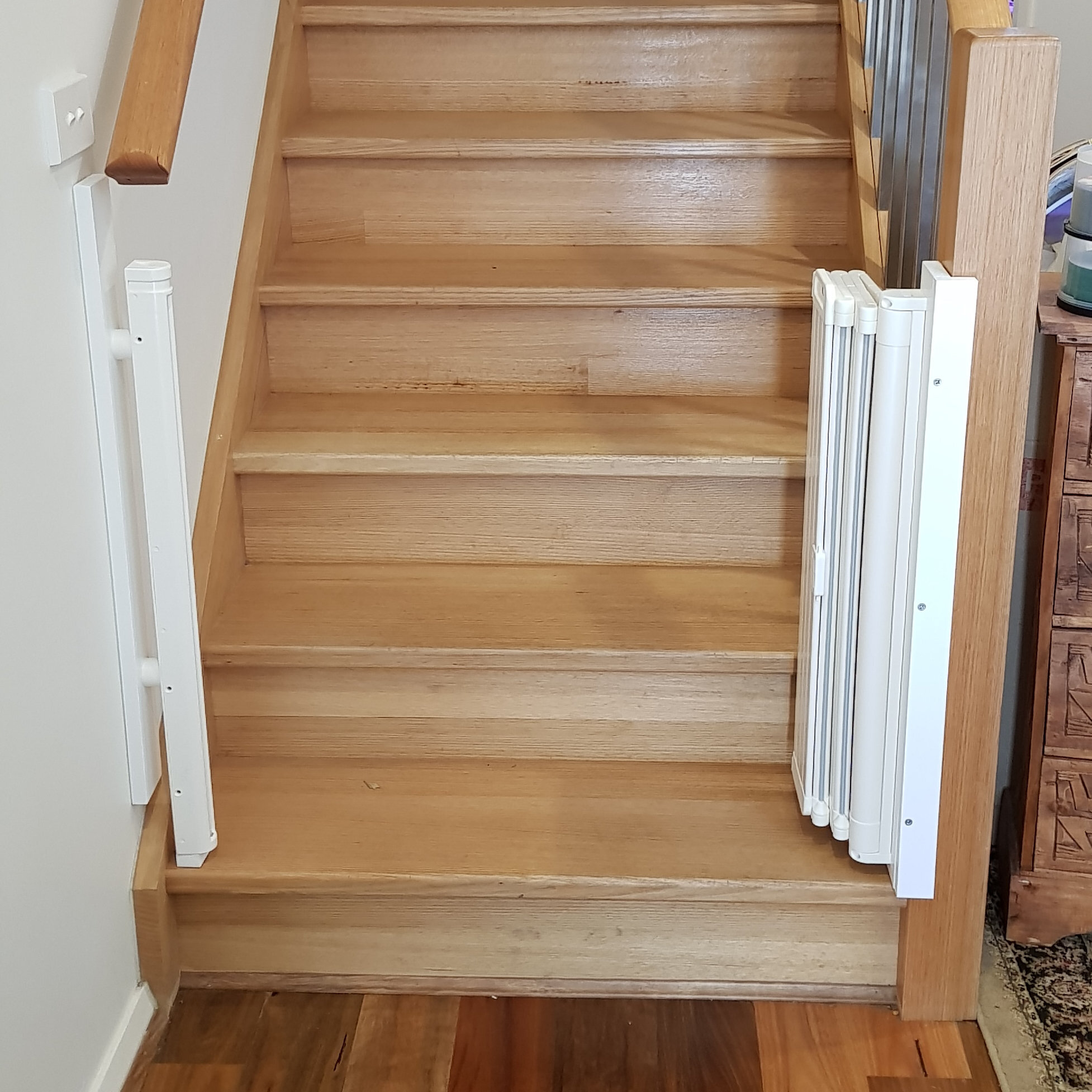 Retractable stair gate, baby gate, safety gate, baby gates for stairs