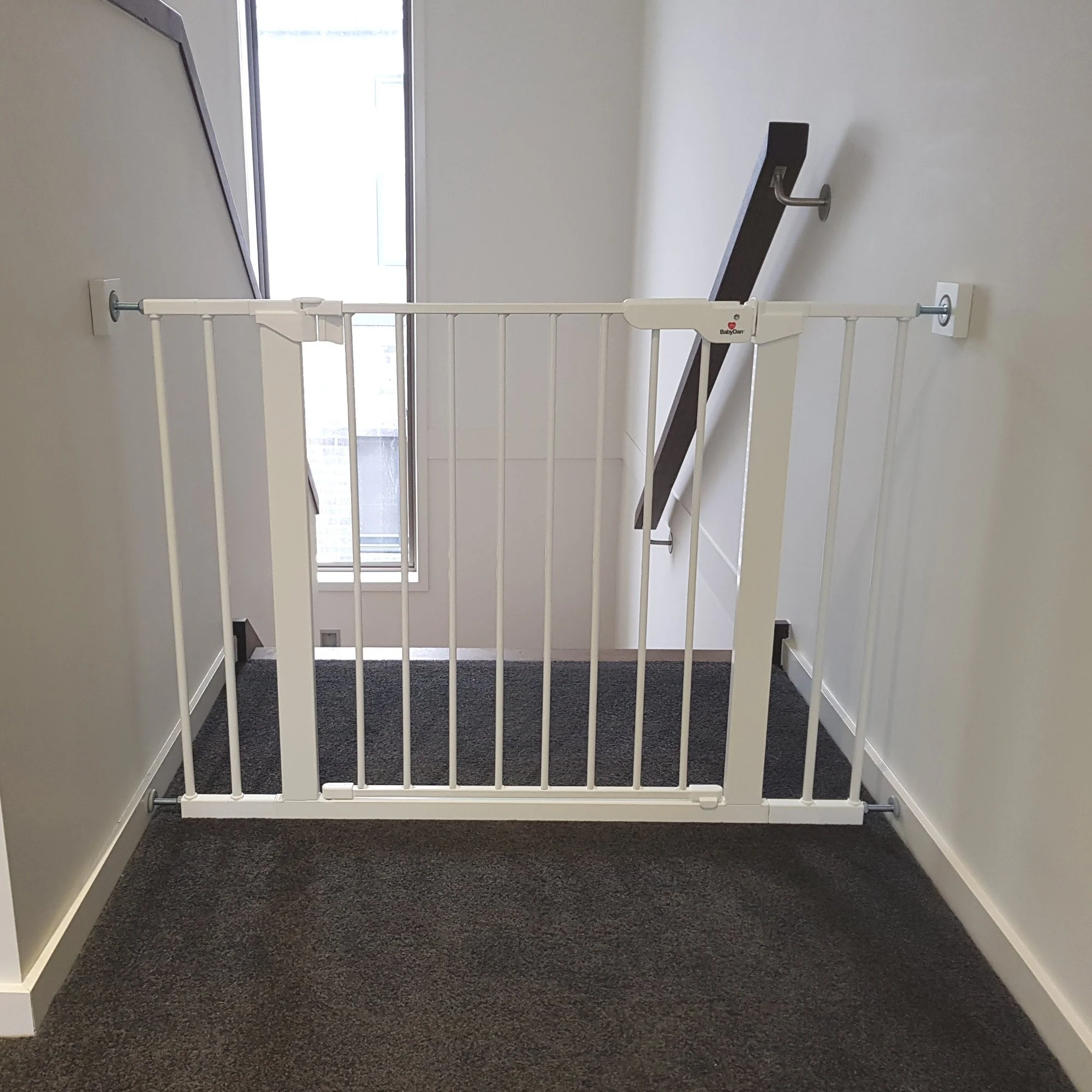 Baby Safety Gate & Barriers, child safety gates, child stair gates and ...