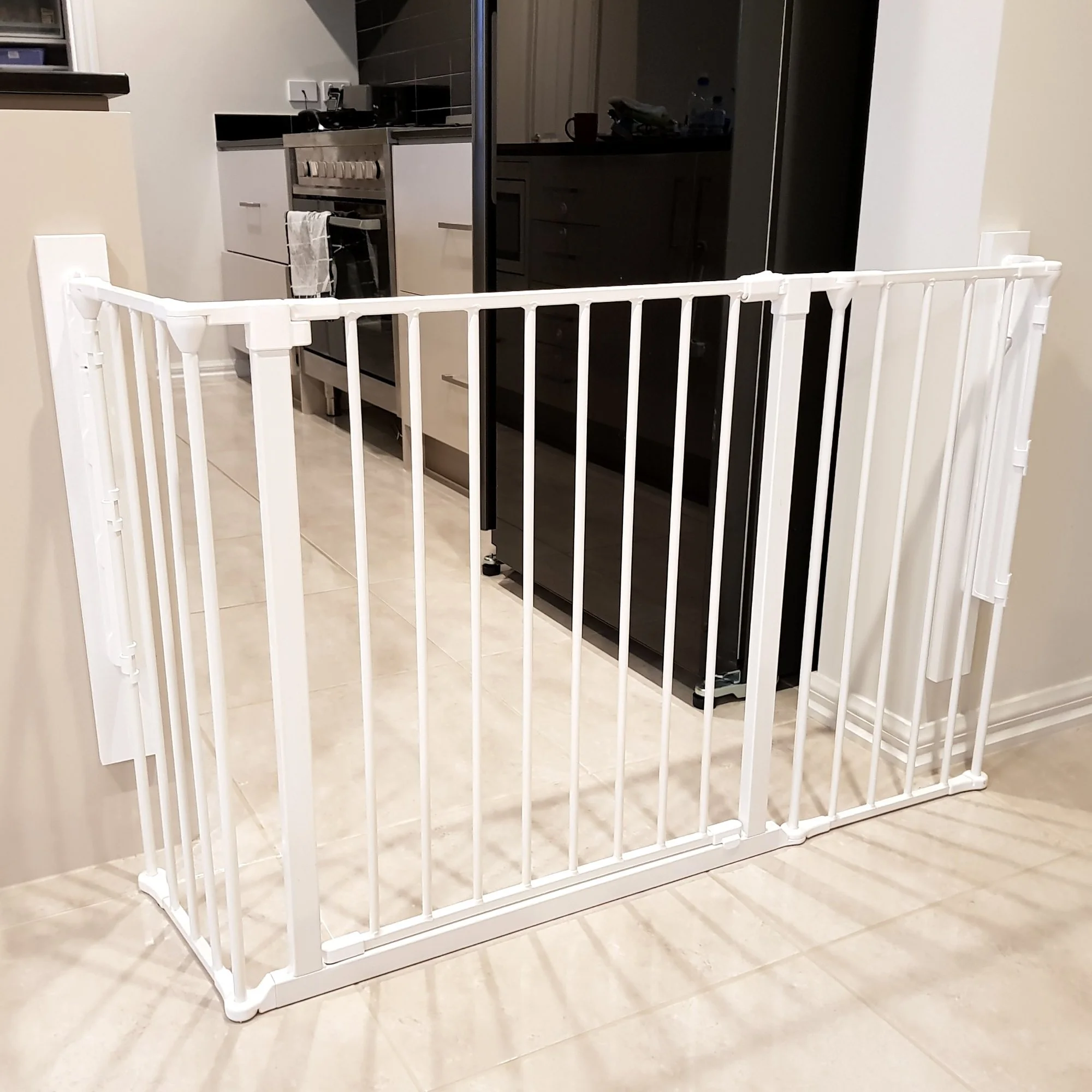 Baby Safety Gates for Kitchen - Customised for all situations ...