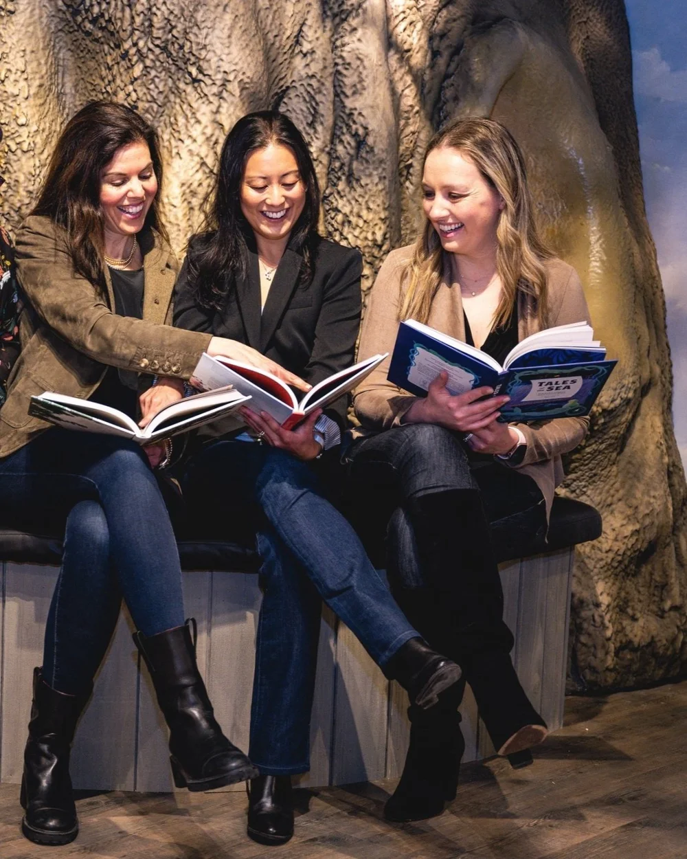 About — Hummingbird Books