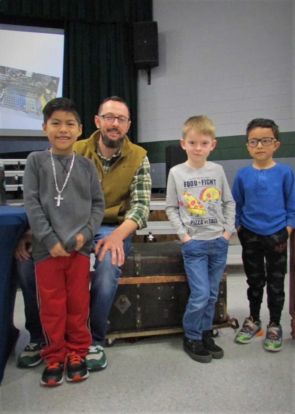 Traveling Trunk — Sumner County Museum Website