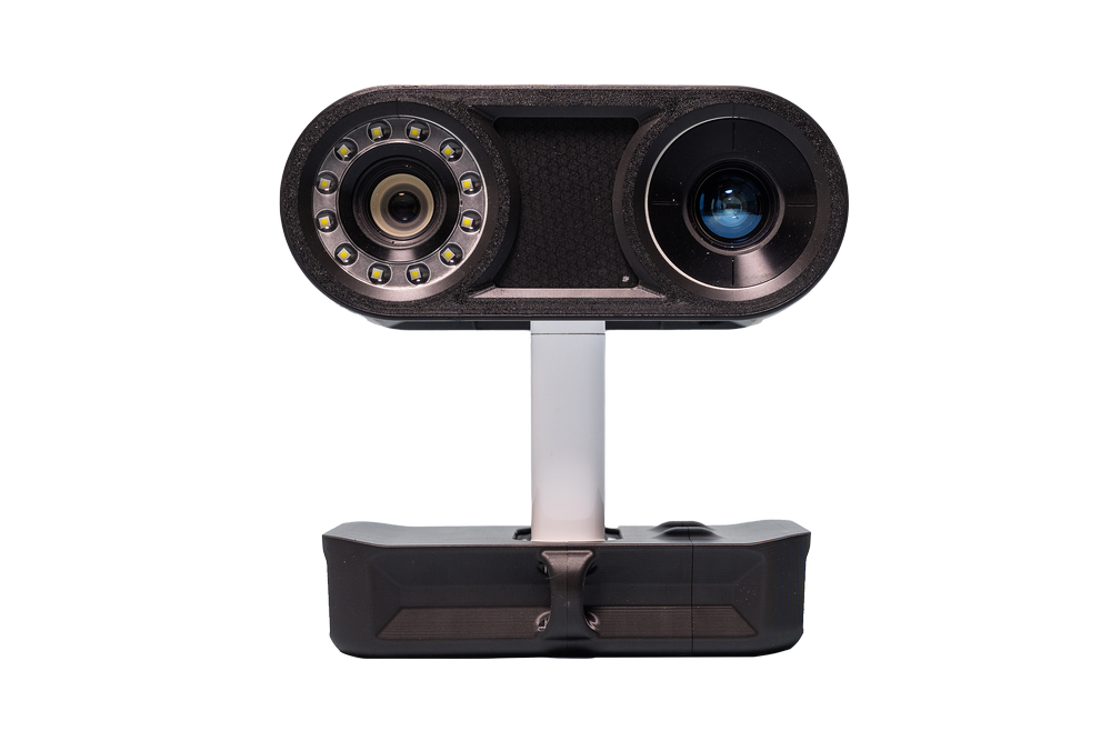 Teach people how to safely and effectively use the Artec Leo 3D scanner ...