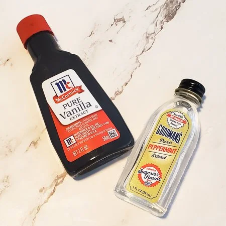 All About Extracts — Laura's Bake Lab