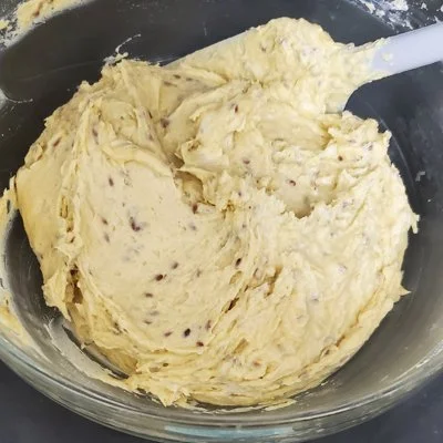 Overmixing & Gluten Development — Laura's Bake Lab