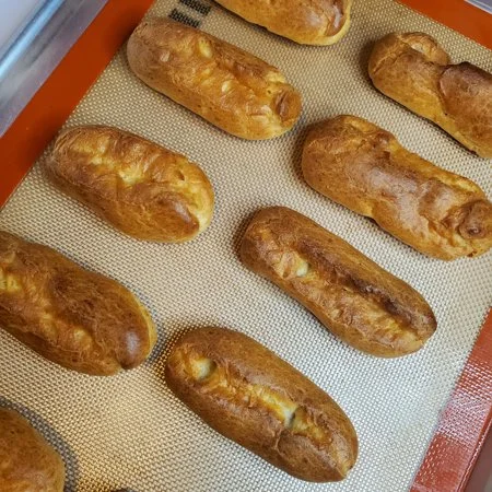 S’mores Eclairs — Laura's Bake Lab