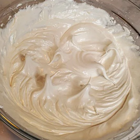The Science of Whipping Egg Whites — Laura's Bake Lab