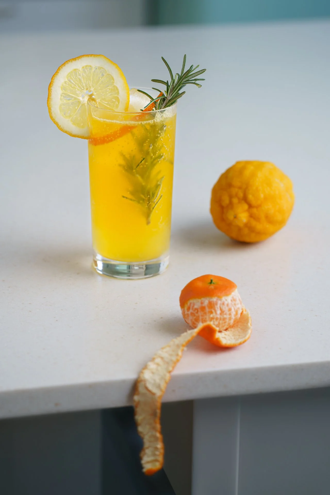 Tom Collins με Three Cents Mandarin & Bergamot Soda — Madame Gâteaux