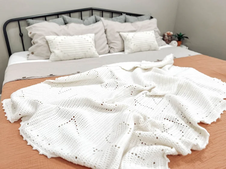 Hector Blanket :: Filet Crochet Pattern :: Skull and Bone — Owl B ...