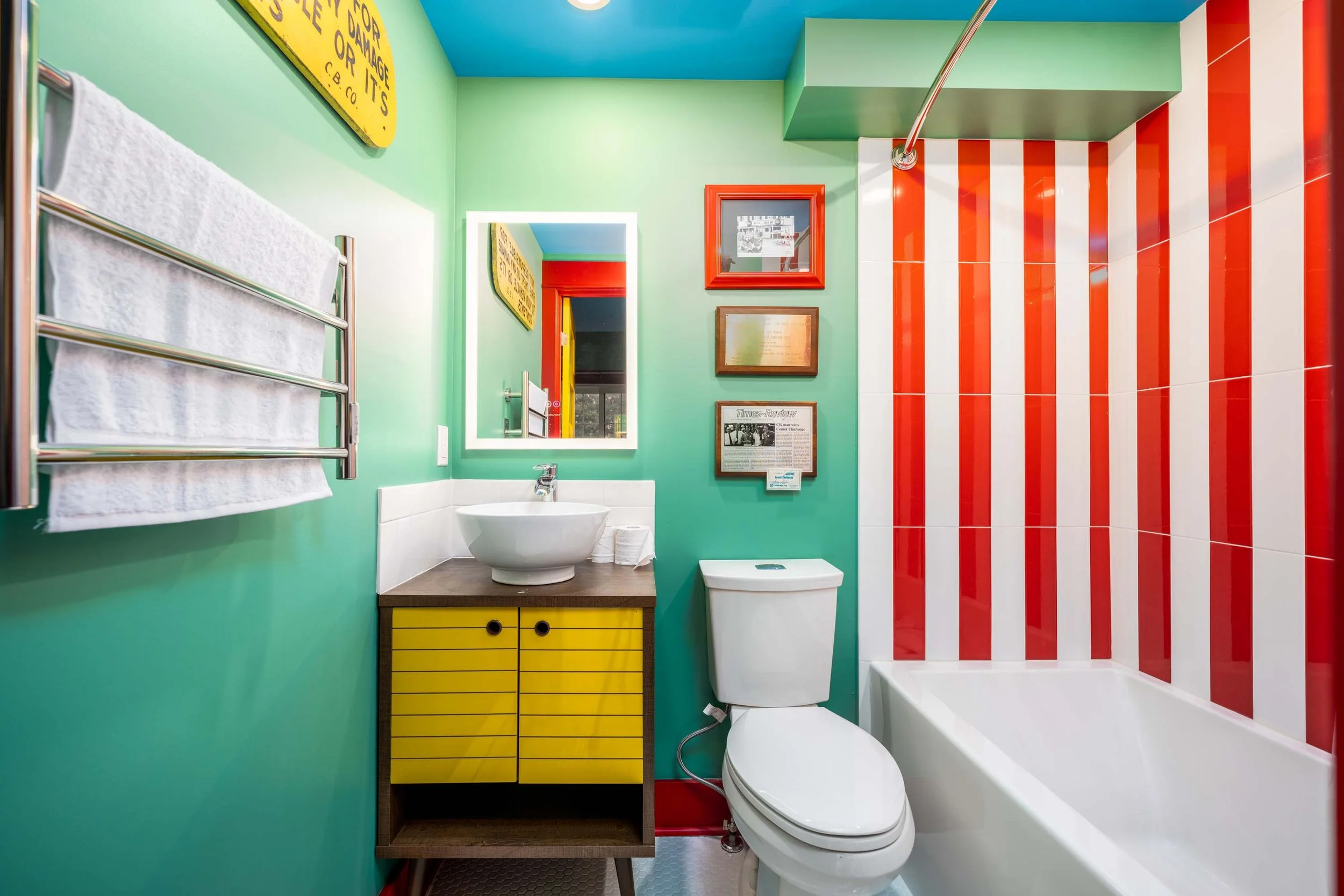 Crystal Beach Amusement Park Room — Hotel Philco