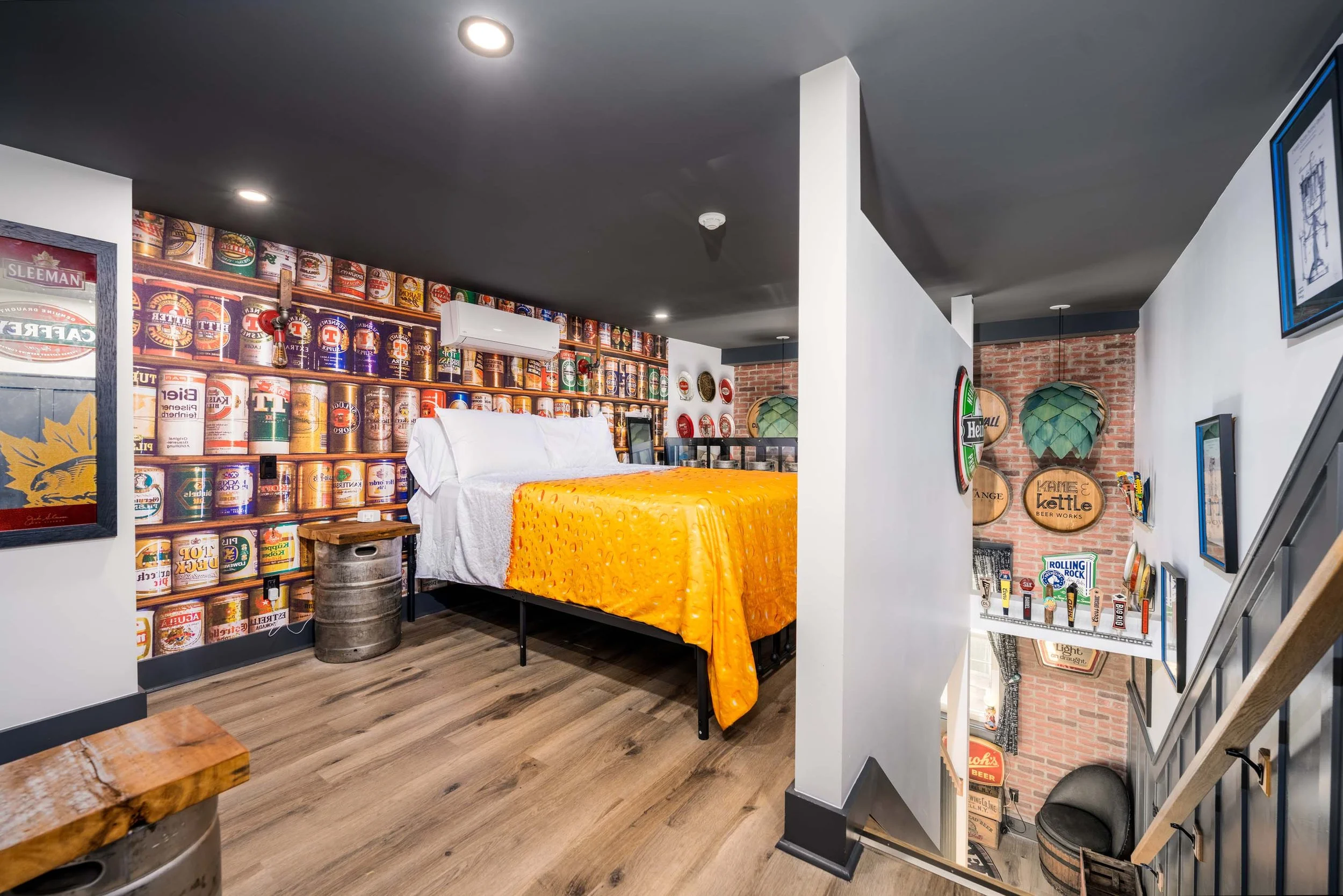 Beer Room — Hotel Philco