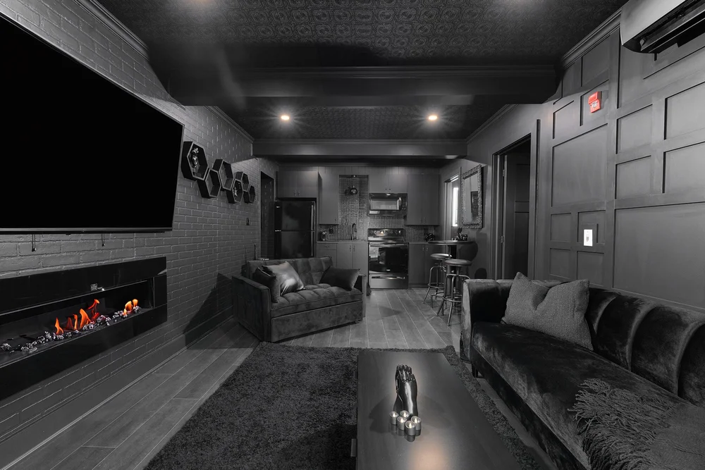 Black Room — Hotel Philco