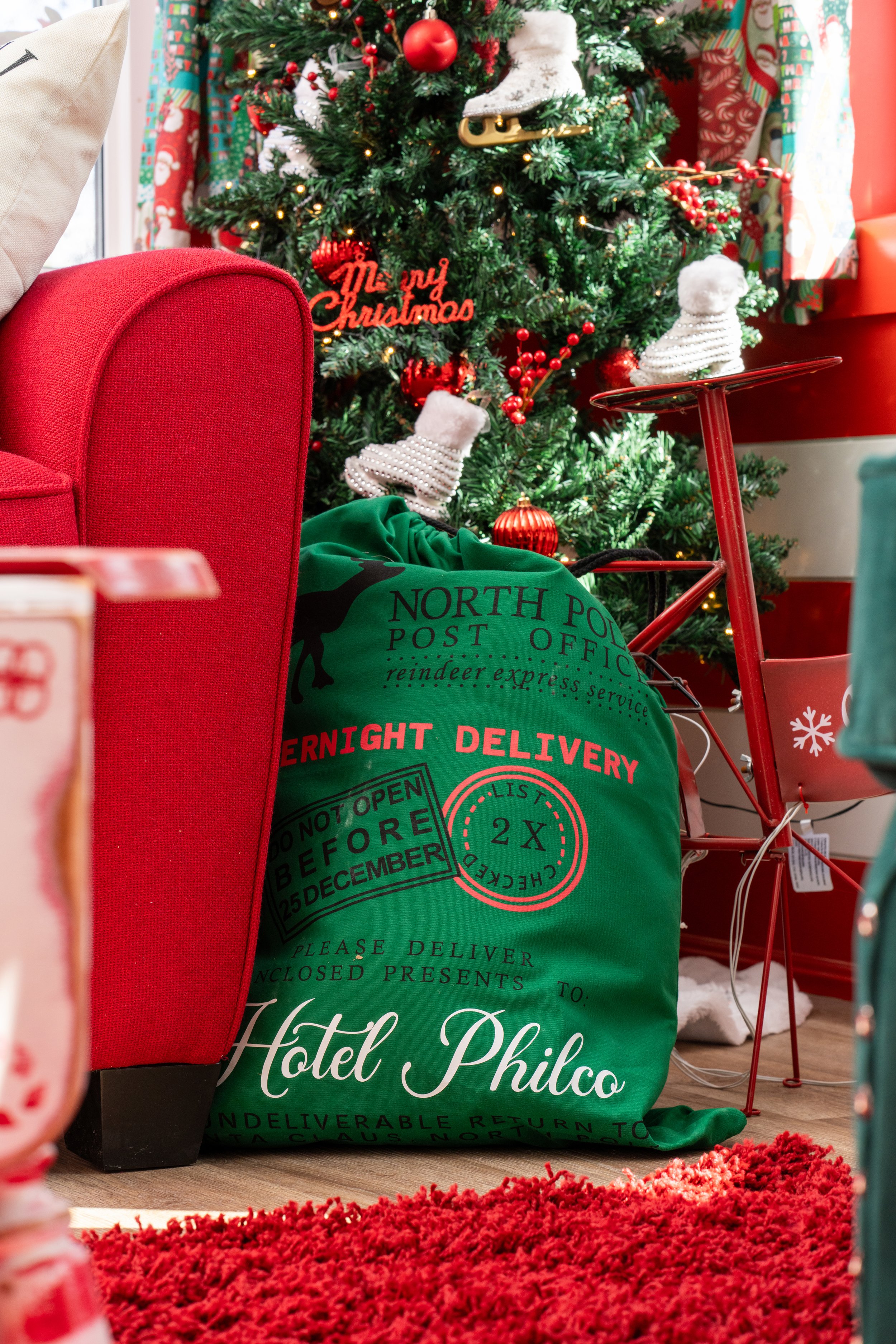 Christmas Room — Hotel Philco