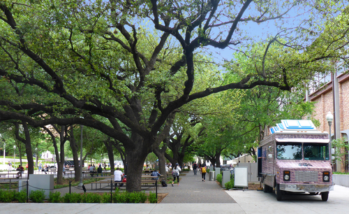 The University of Texas at Austin, Speedway Corridor and The East Mall ...