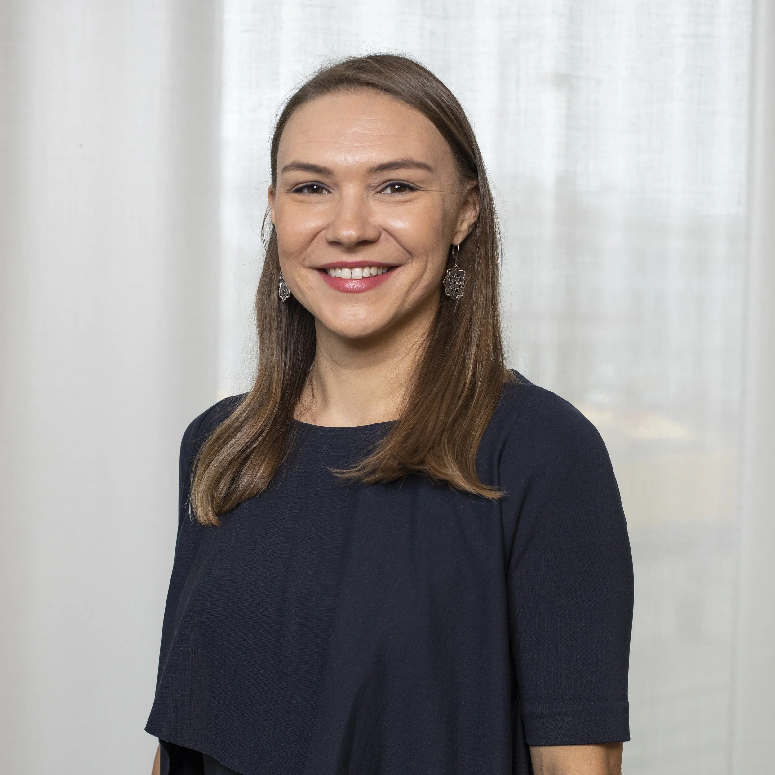 Laura Hendry — Nordic Women Mediators