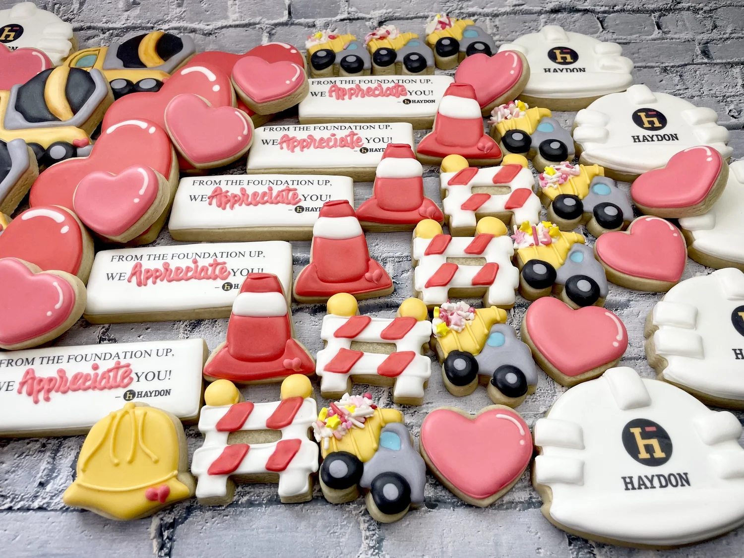 ELEVATE YOUR NEXT CORPORATE EVENT WITH COOKIEMILL.COM'S CUSTOM LOGO ...