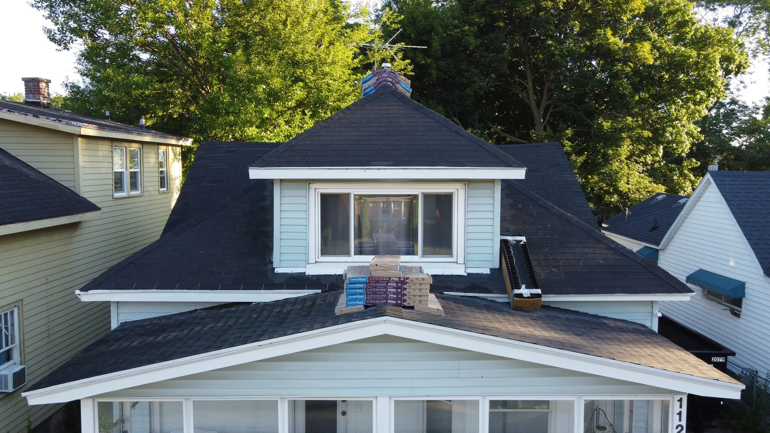 Mango Roofing & Exteriors