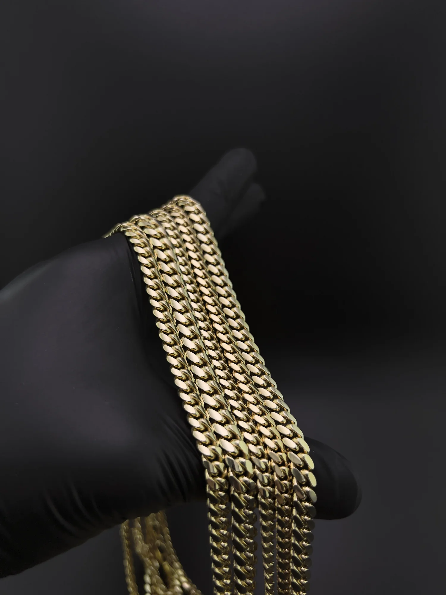 Chains & Urban Jewelry | Gold Jewelry | Chicago Custom Jewelry ...