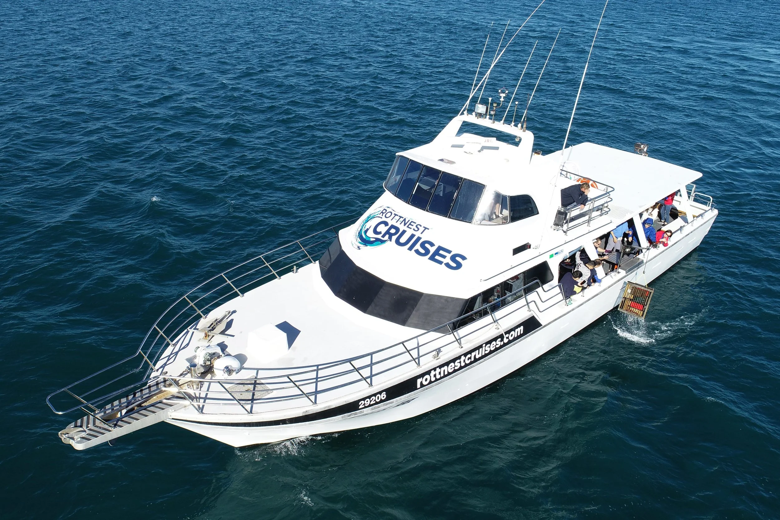 Luxe Island Seafood Cruise - Rottnest Fast Ferries