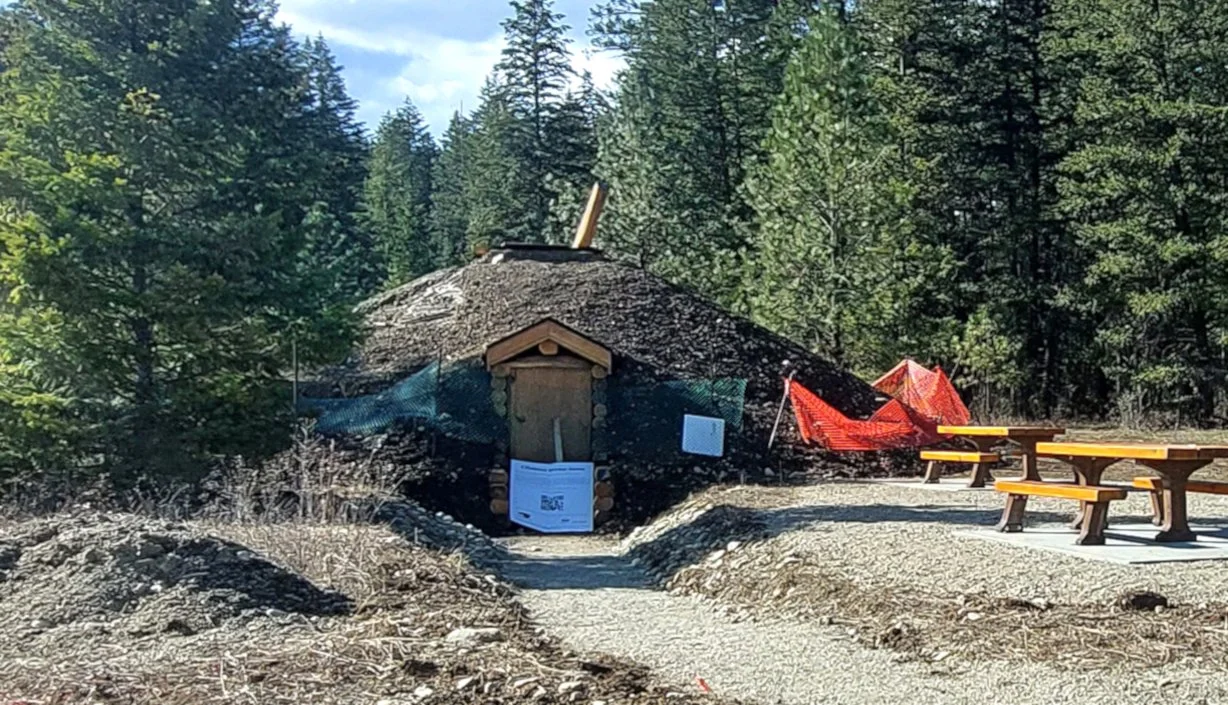 C7îstkteñ Winter Home Tsútswecw Park — North Shuswap Kicker